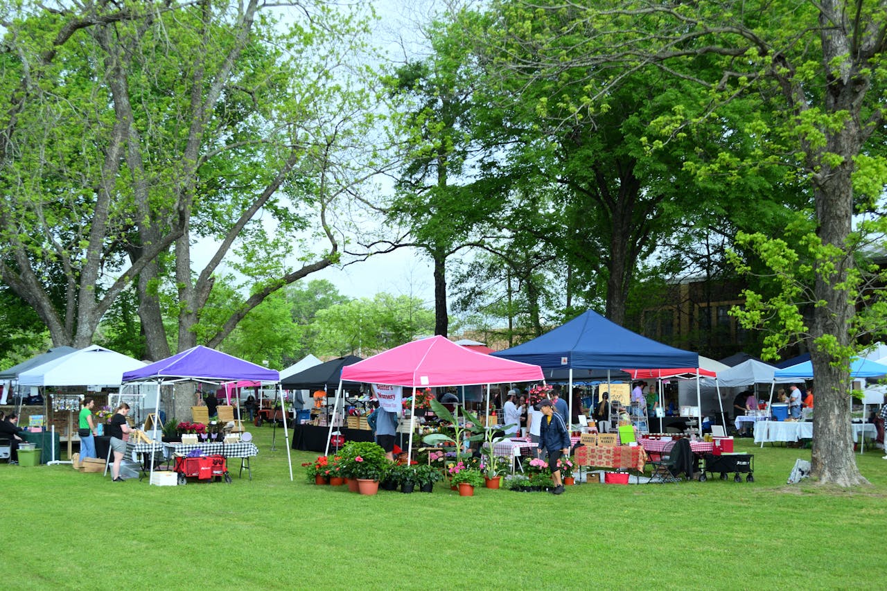 Shop local at Texas farmers' markets - Sustainable Food Center